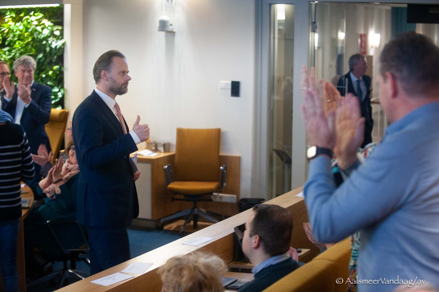 Robert van Rijn wordt burgemeester van Laren - AALSMEERVANDAAG