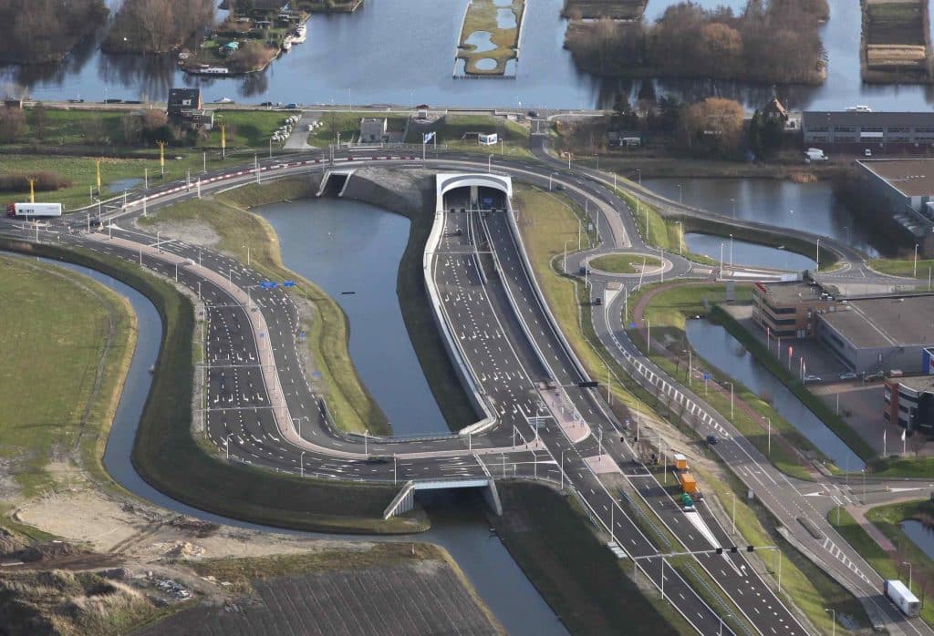 Tunnel dicht voor herstel vorstschade - AALSMEERVANDAAG